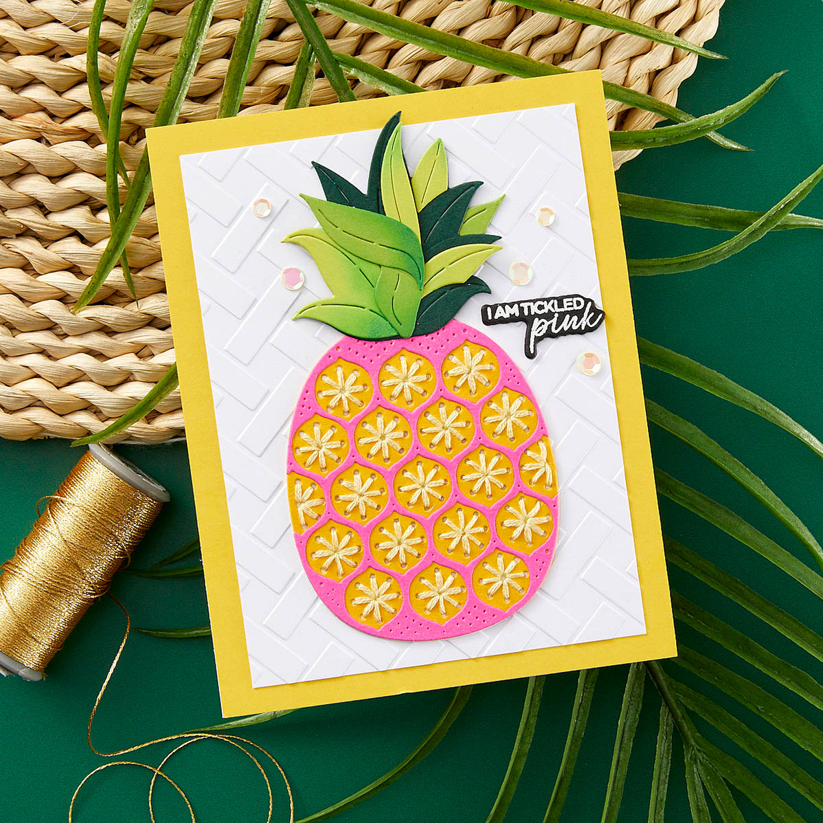 Stitching Die of the Month Membership – Spellbinders UK